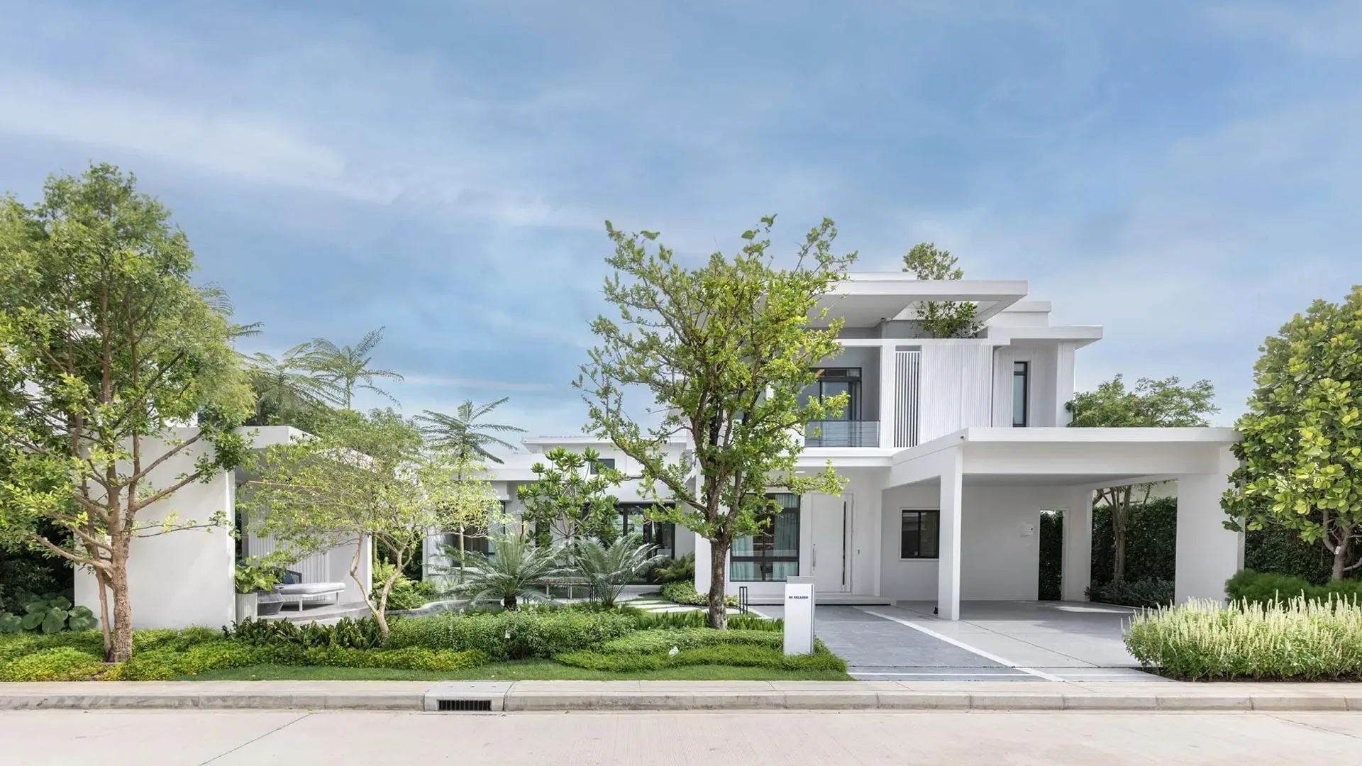 ALL NEW MANTANA ต้นแบบชีวิตที่ตอบโจทย์ครอบครัวยุคใหม่!